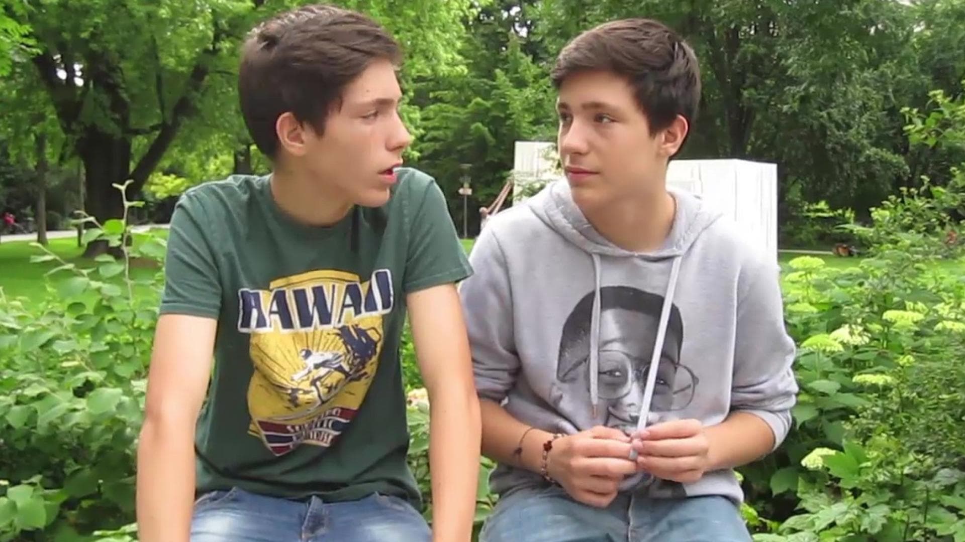 MÄDCHEN-Experten Max & Marco im Interview